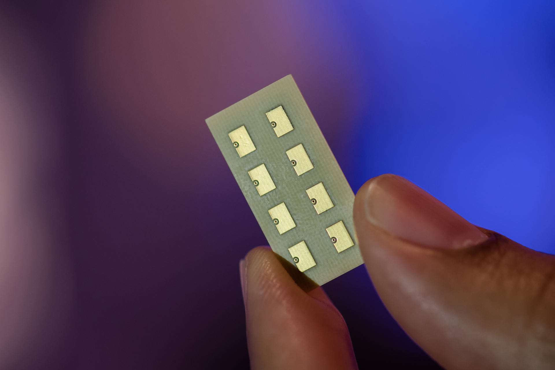 Qualcomm to Sample 5G Modem Chip in 2017 | Microwaves & RF