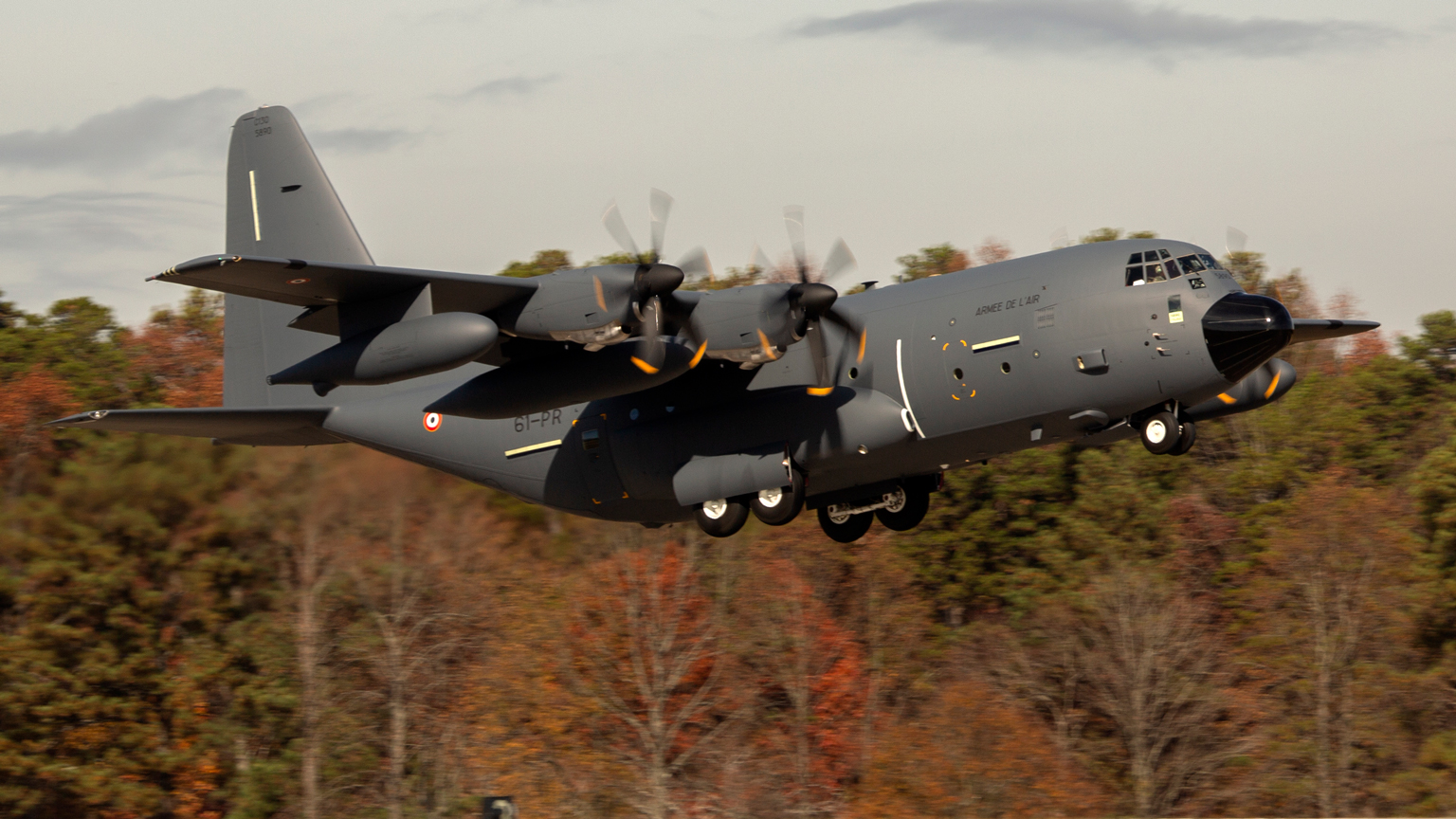 Armée de l’Air Adds Super Hercules to Fleet | Microwaves & RF
