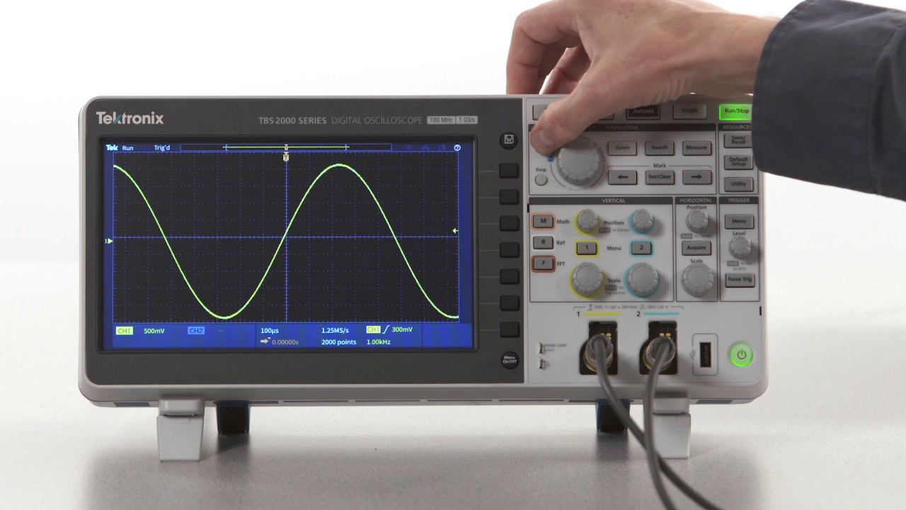 Making Basic Oscilloscope Time and Amplitude Measurements (Part 4) | Microwaves & RF
